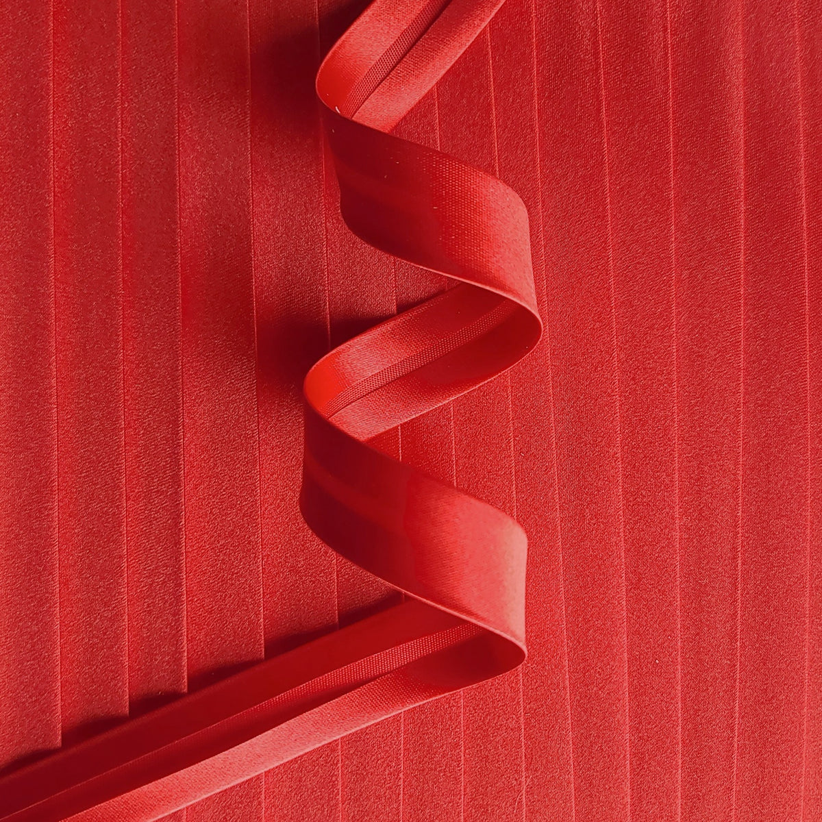 18mm Satin Bias Binding - 21 Colours - FULL ROLLS & SAMPLES – On Trend ...