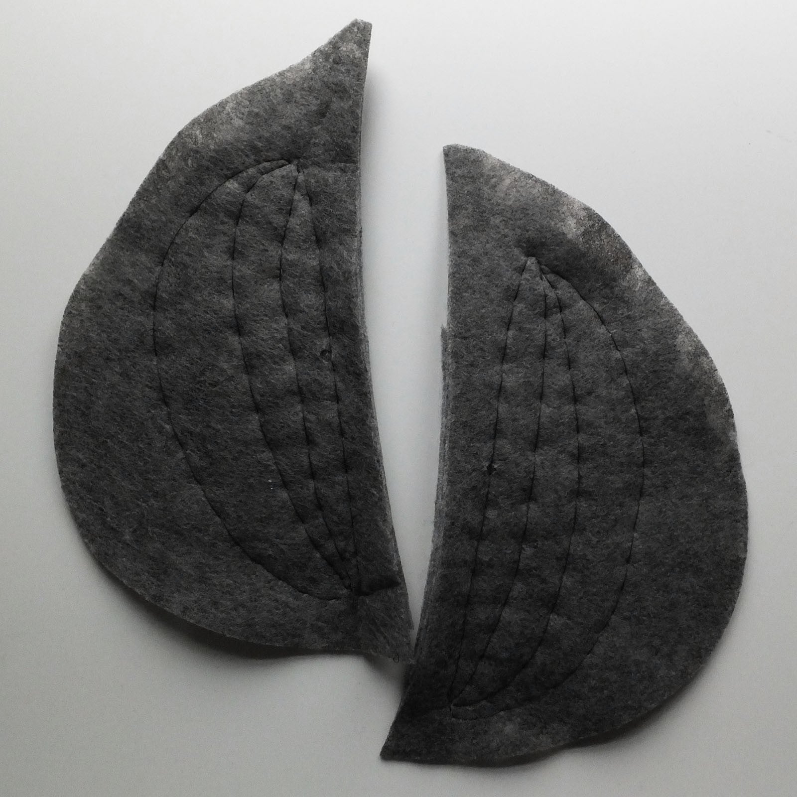 Constructed Shoulder Pads - White or Black – On Trend Fabrics