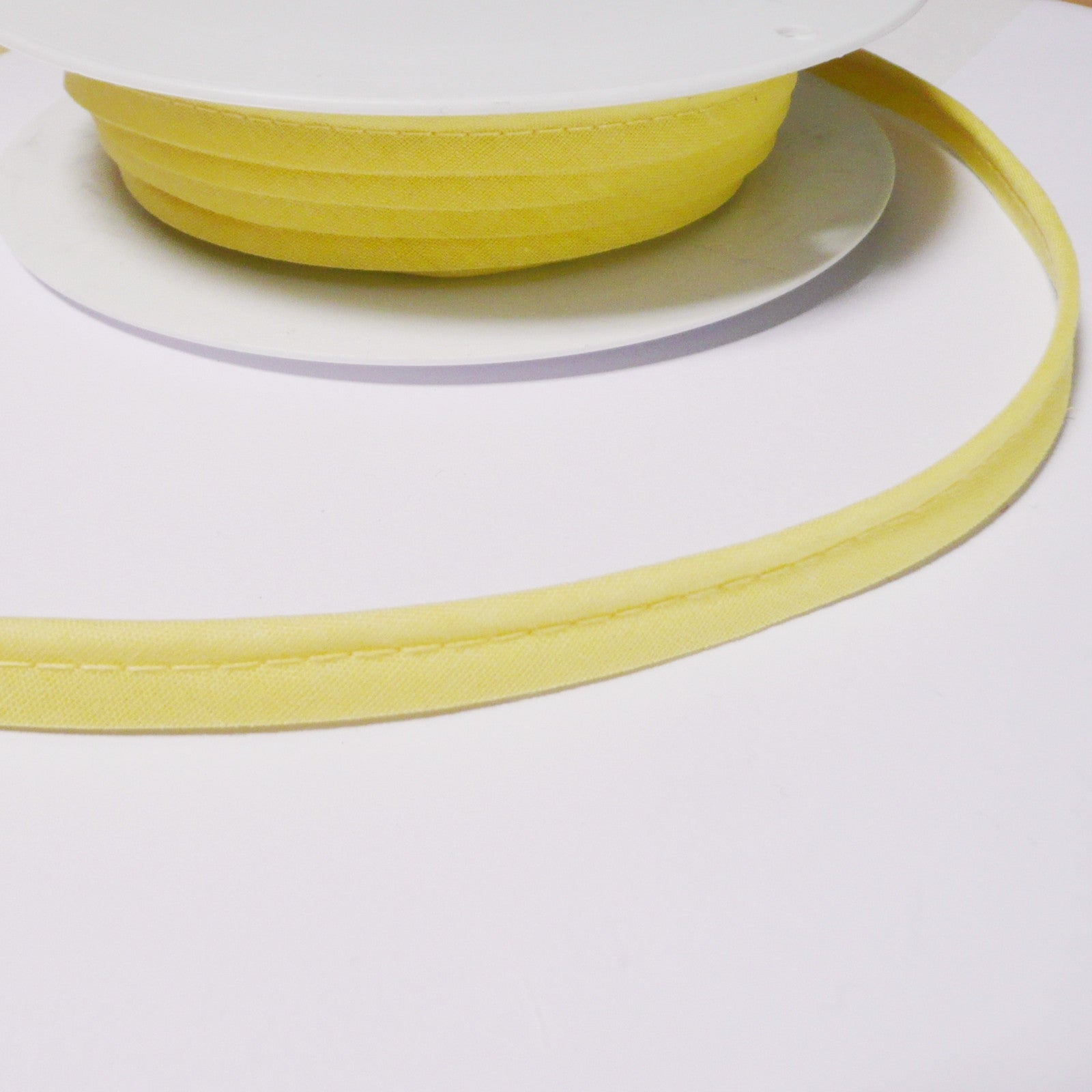 2mm Insert Piping Cord 25 Metre Roll - 42 Colours – On Trend Fabrics